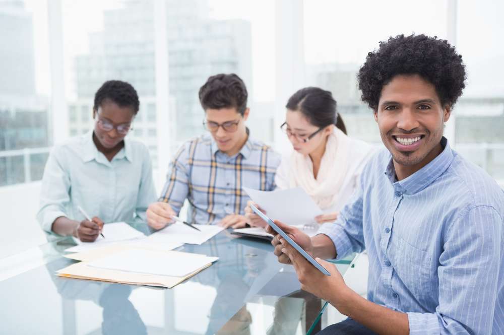 Como Ser um Ótimo Vendedor: Aprenda a dominar as habilidades de vendas ...